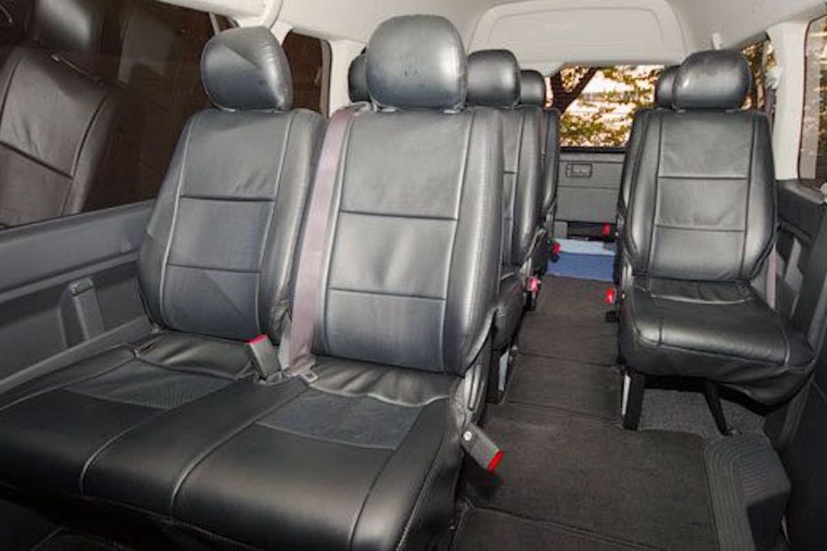 Tokyo Toyota Hiace - Private Daily Car Hire in TOKYO - Easy Travel